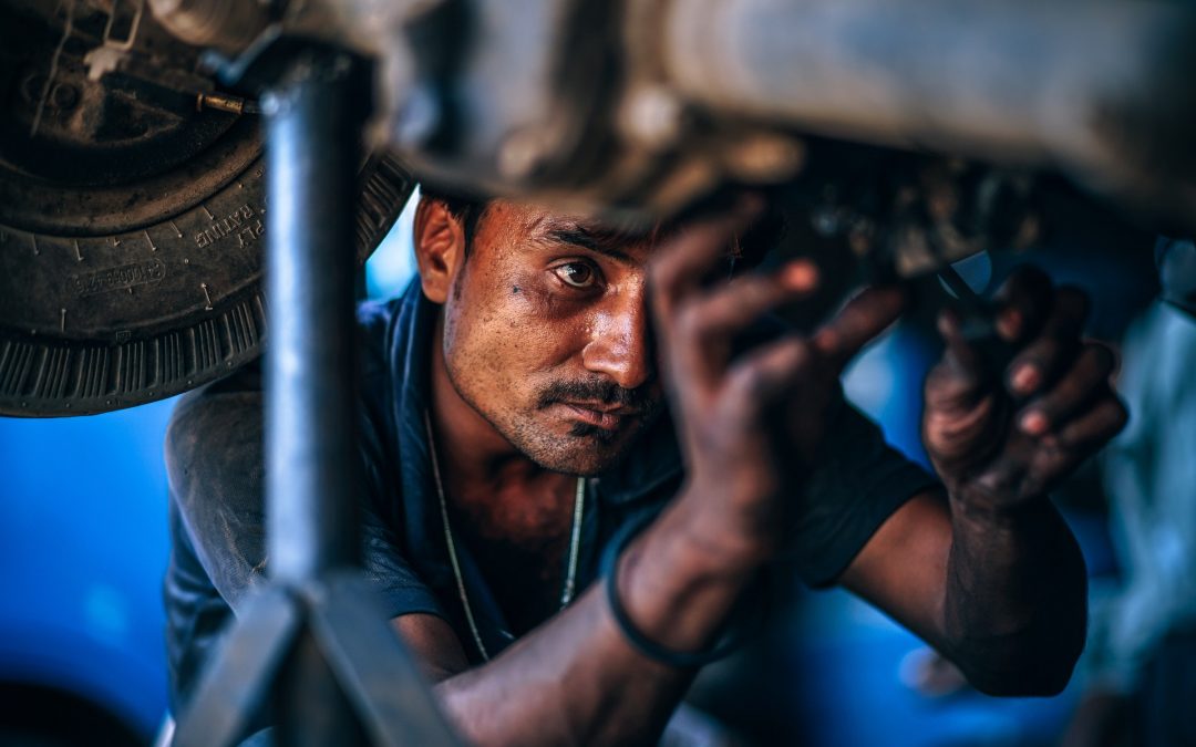 How To Keep Car Repairs Under Control - SmartMoneyToolbox How To Keep Car Repairs Under Control - SmartMoneyToolbox